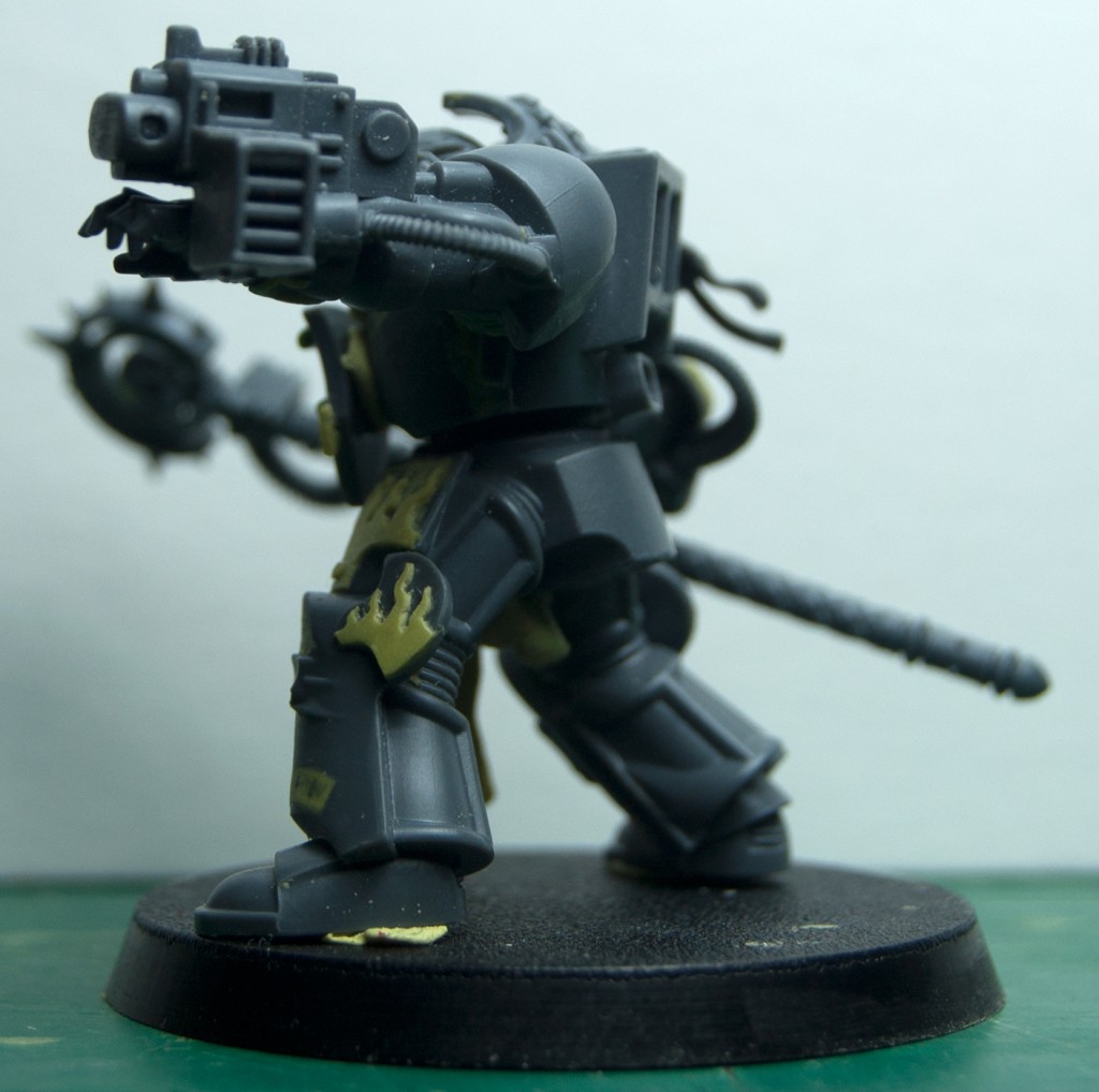 Archiviste Terminator Salamander Librarian | Studio Aphelion